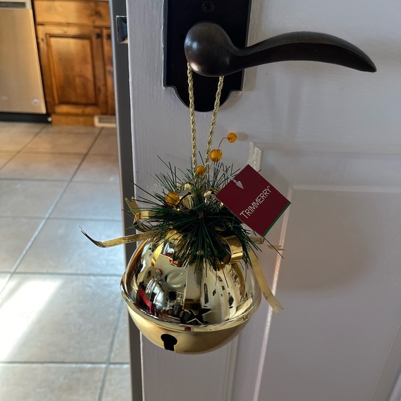Holiday | Large Gold Colored Bell With Stars 6 Tall Without String 1 ...